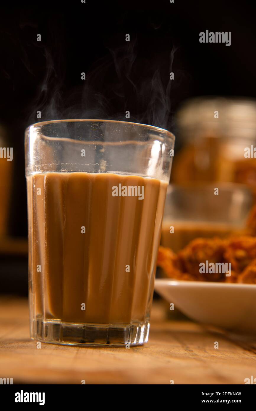 Pakoras tea hi-res stock photography and images - Alamy