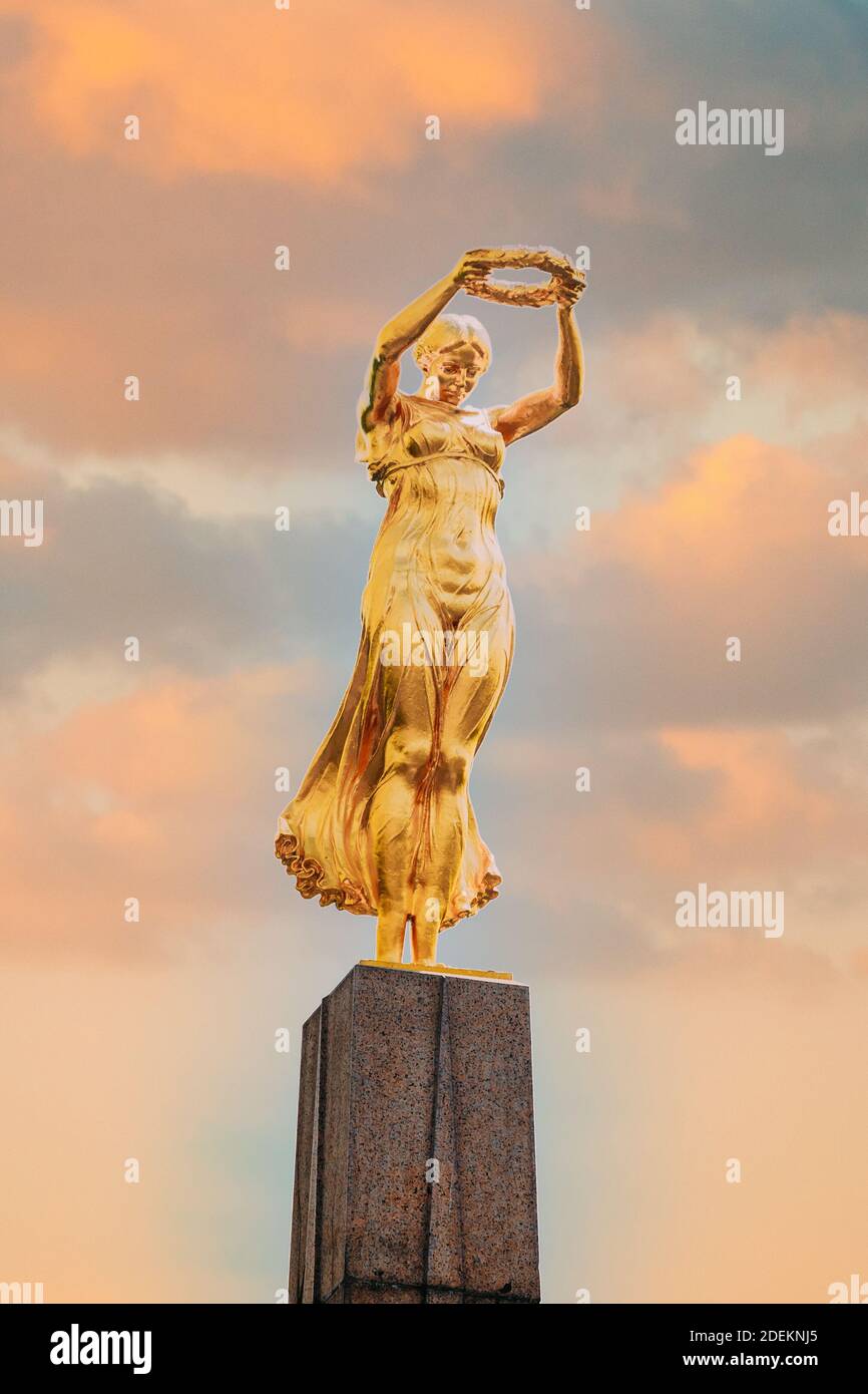 Luxembourg. Monument of Remembrance Gelle Fra or Golden Lady is a war ...