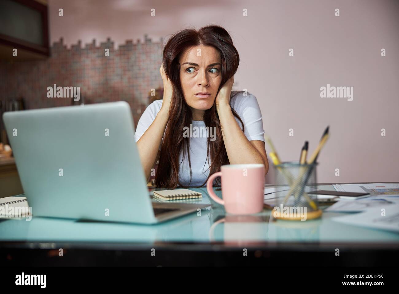 Shock remote hi-res stock photography and images - Alamy
