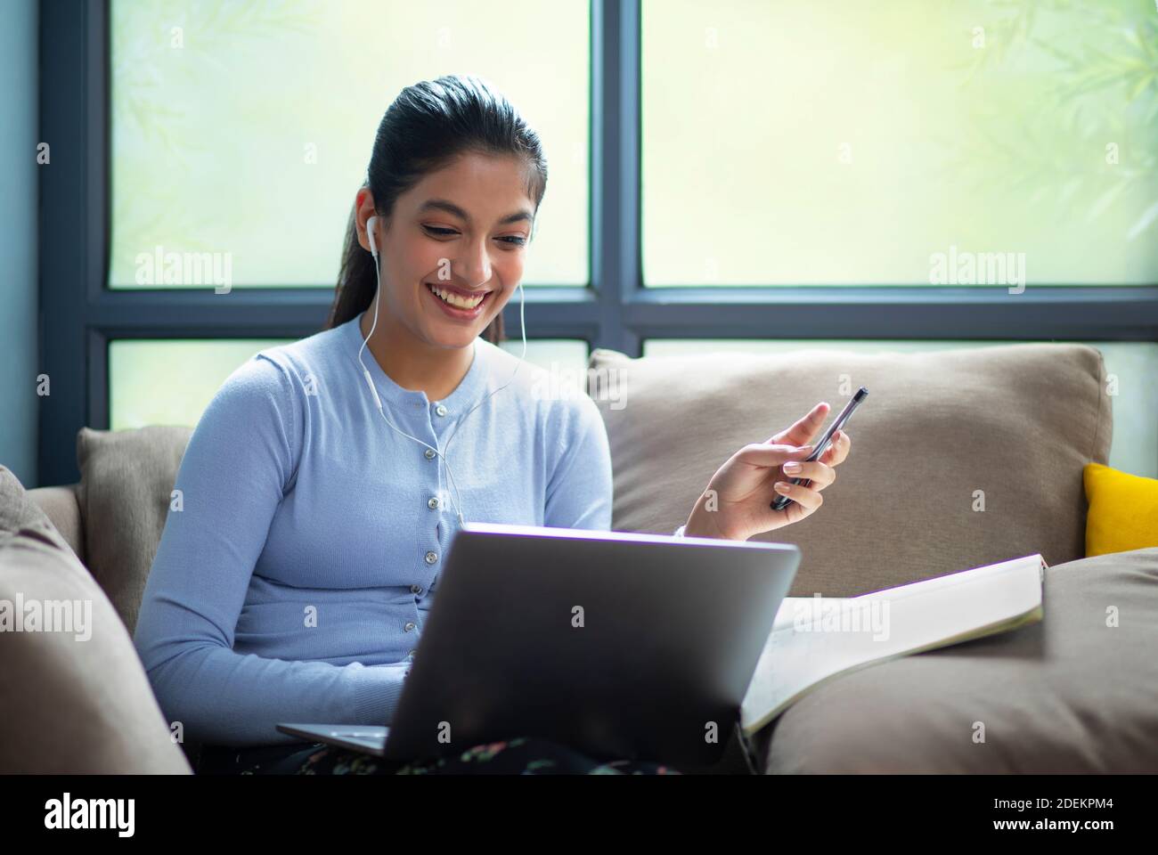 Participating in class hi-res stock photography and images - Alamy