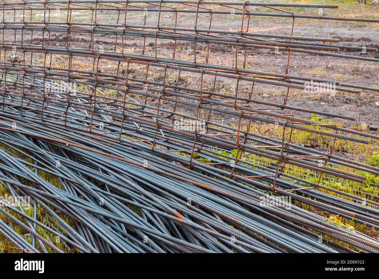 Twisted concrete column hi-res stock photography and images - Alamy