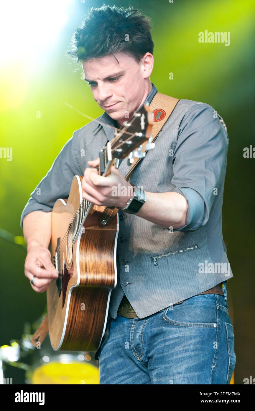 Joseph dunwell singer hi-res stock photography and images - Alamy