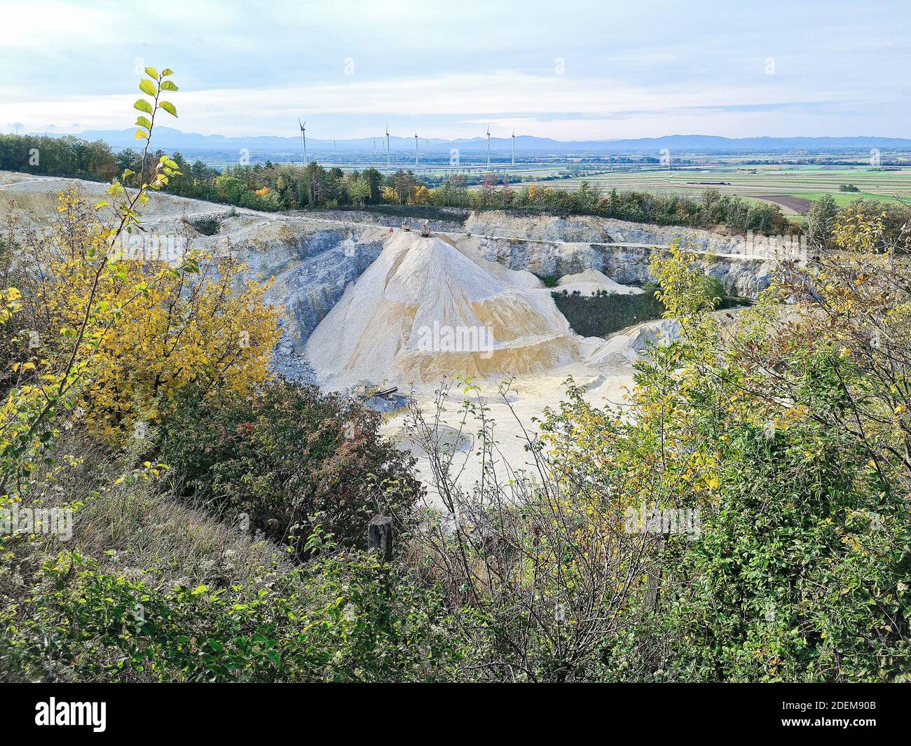 Sand and gravel quarry hi-res stock photography and images - Alamy