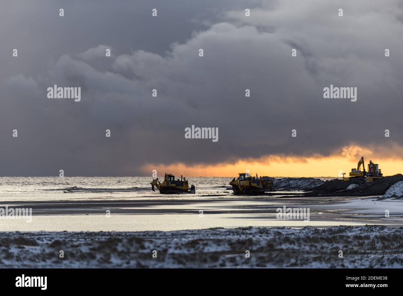 Construction Marine offshore works. Dam building, crane, barge, dredger ...