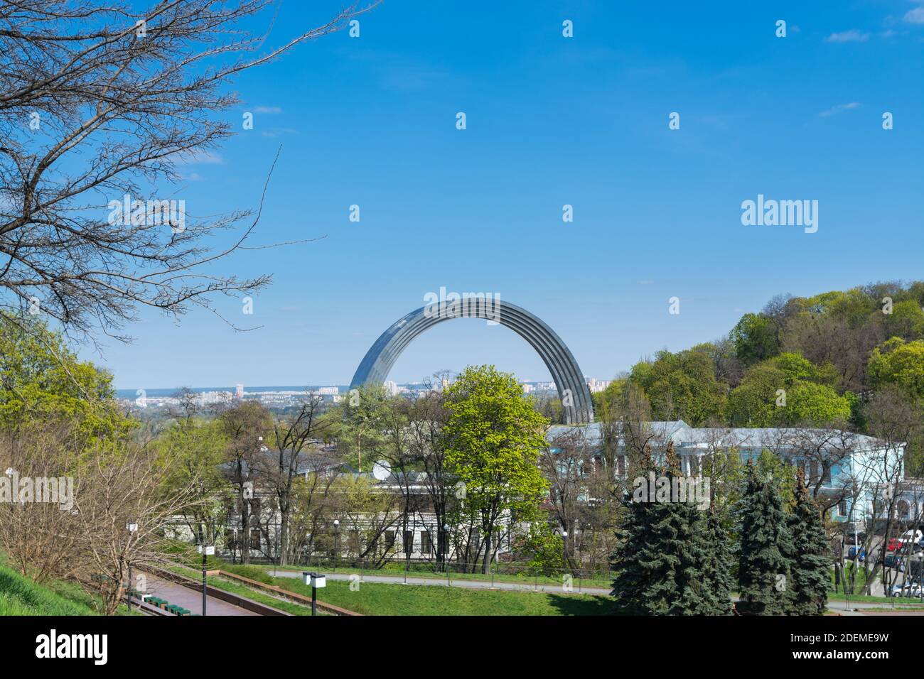Friendship of nations arch rainbow hi-res stock photography and images ...
