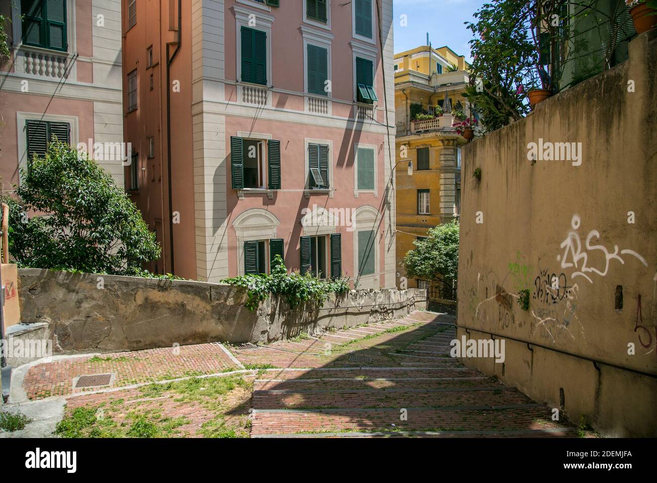 Walking in the middle of the city of Genova, Liguri Italy Stock Photo ...