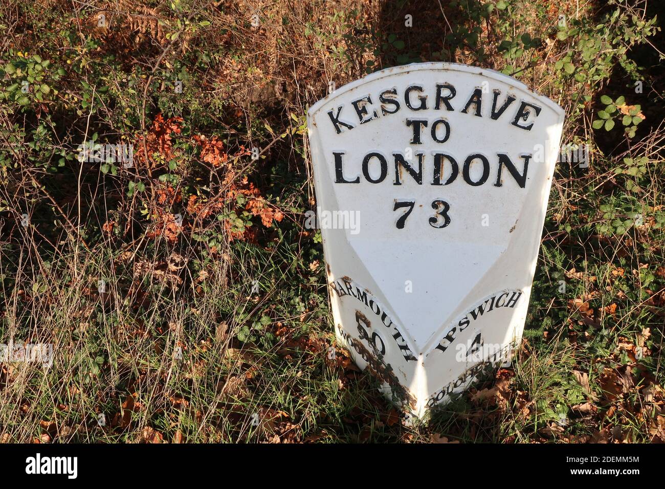 London milestone marker hi-res stock photography and images - Alamy