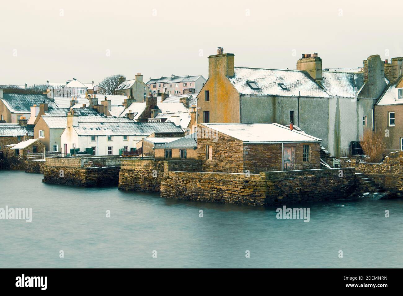 Waterfront view of scottish town in winter scene taken in winter Stock ...