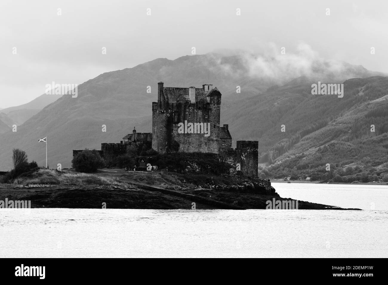 Loch long castle Black and White Stock Photos & Images - Alamy