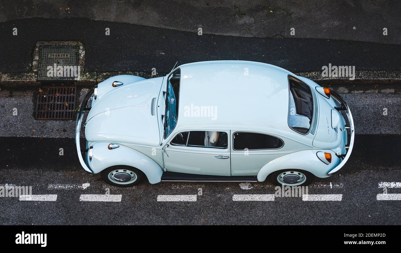 Light blue vw beetle hi-res stock photography and images - Alamy
