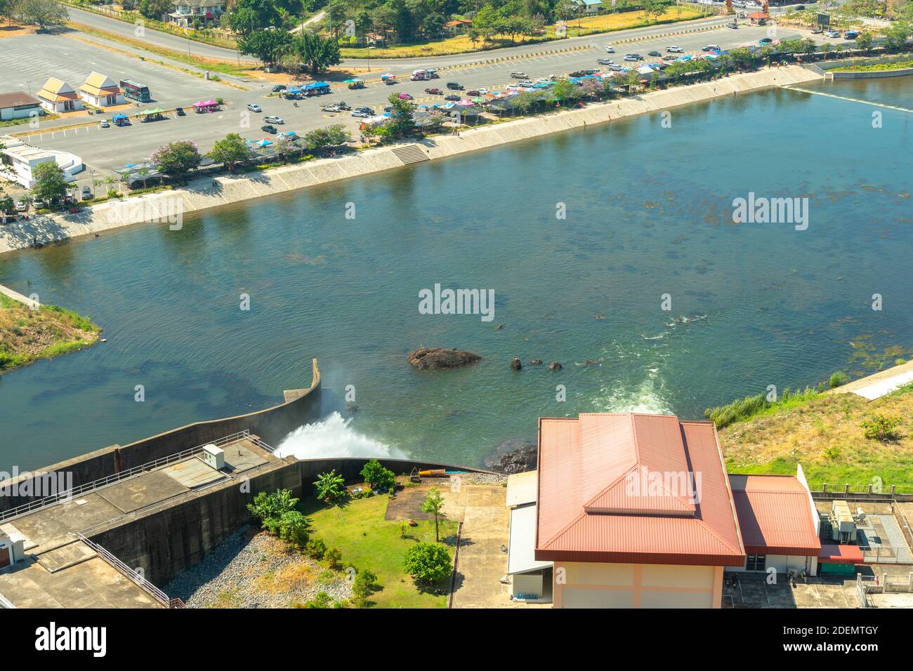 The water released from the dam is trapped in a large pool. And slowly ...