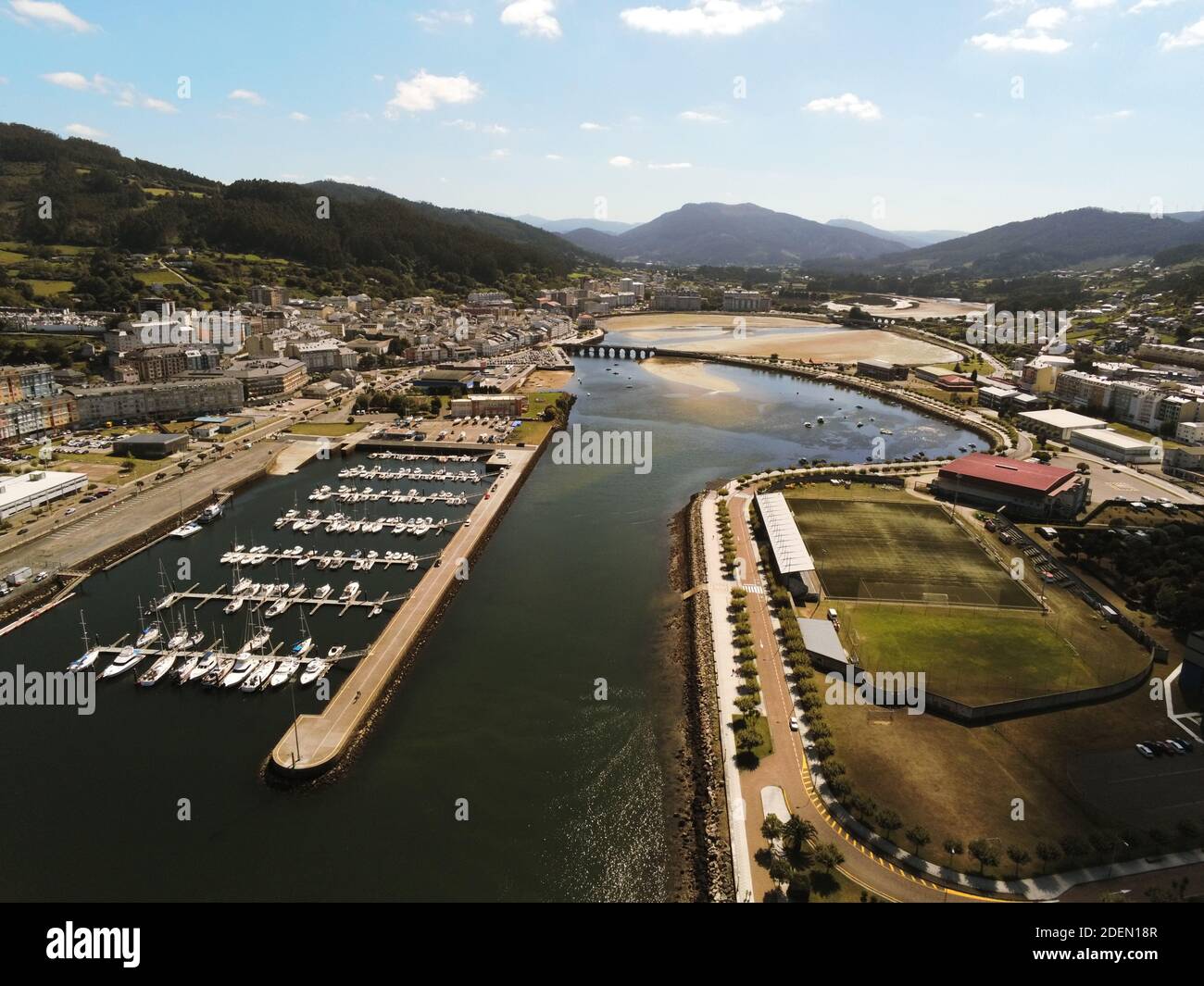 Viveiro harbour hi-res stock photography and images - Alamy