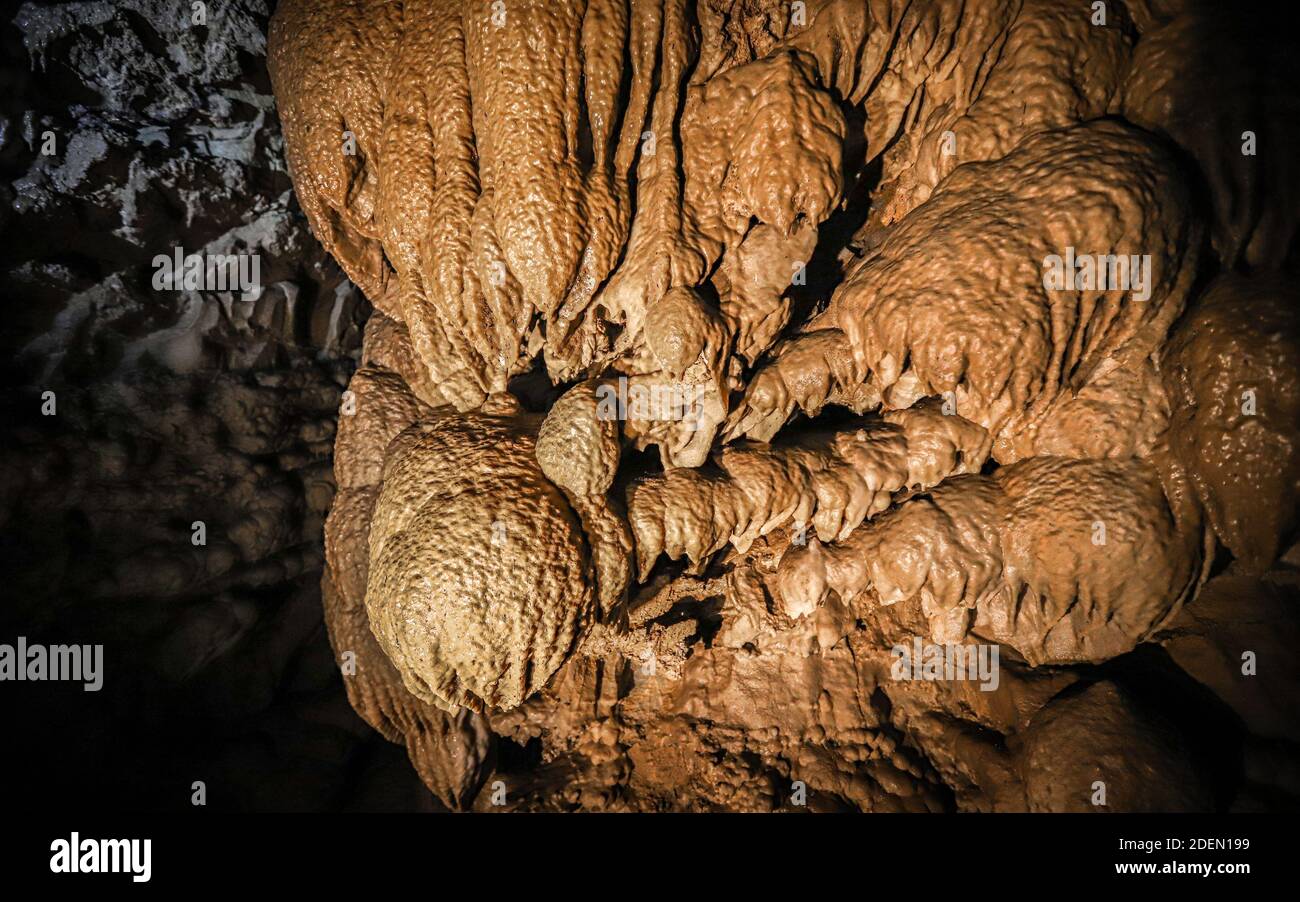 Cave junction visitor center oregon hi-res stock photography and images ...