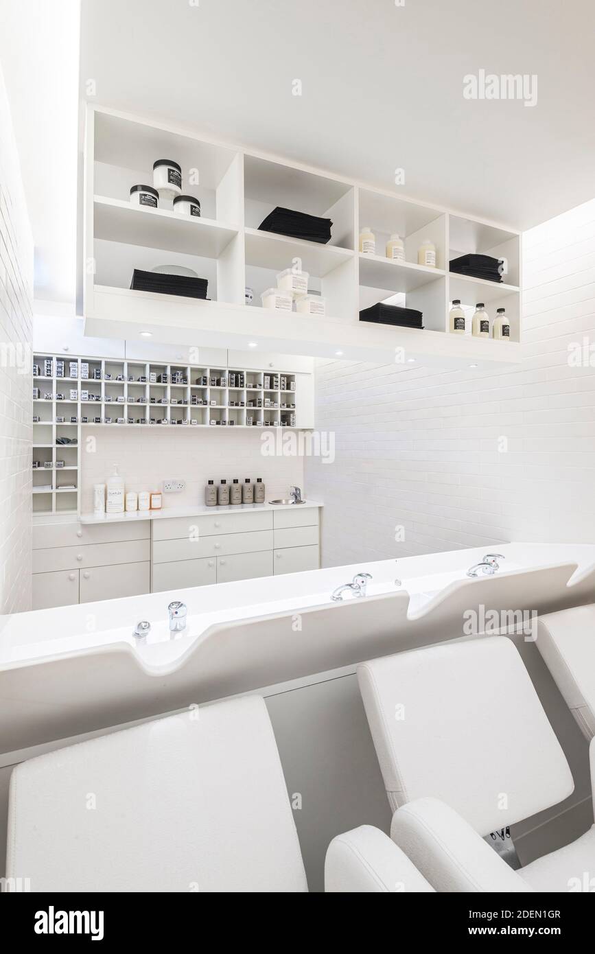 Color lab and washroom. Salon 64, London, United Kingdom. Architect ...