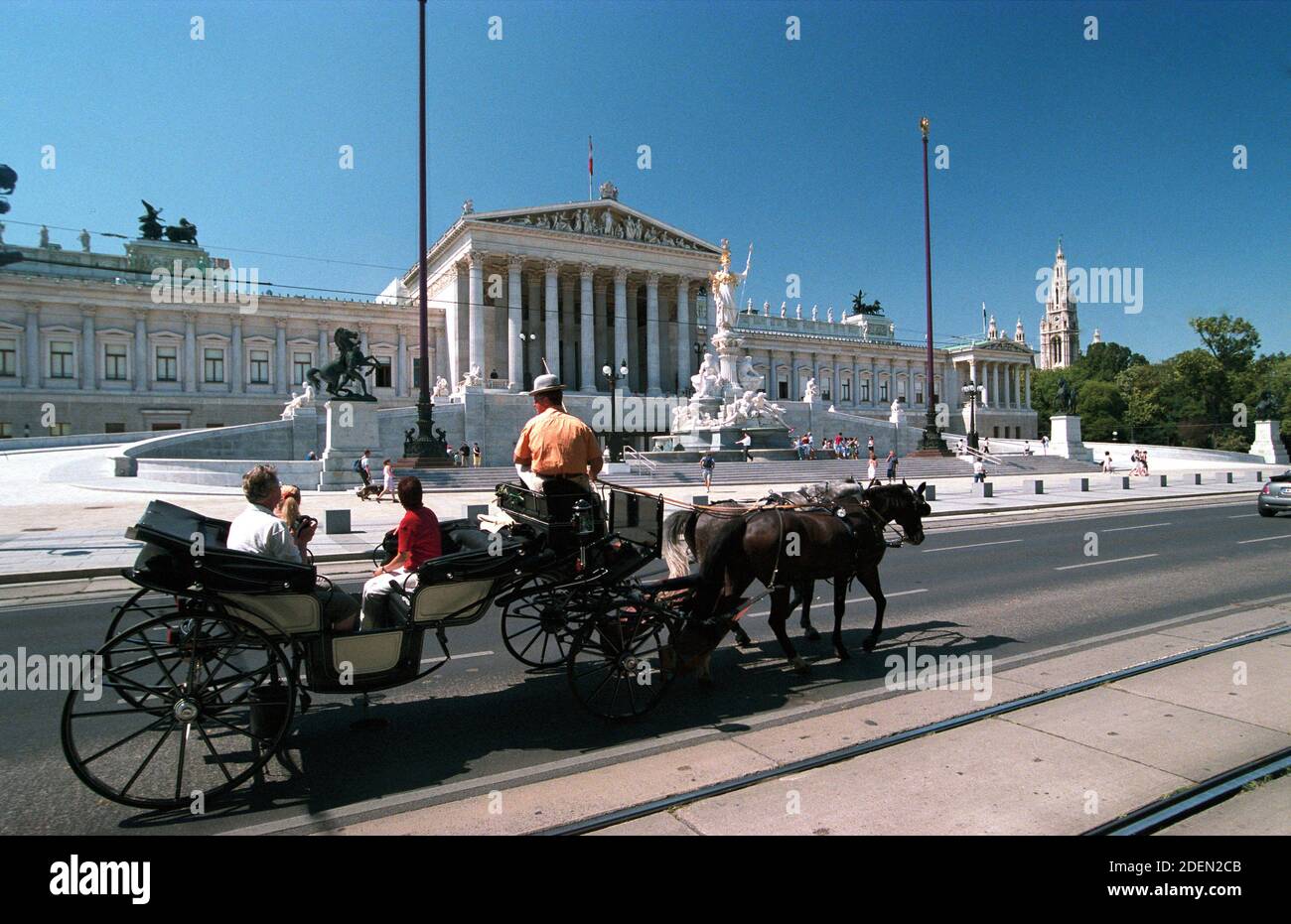 Transport front of Parliament building Vienna Stock Photo - Alamy
