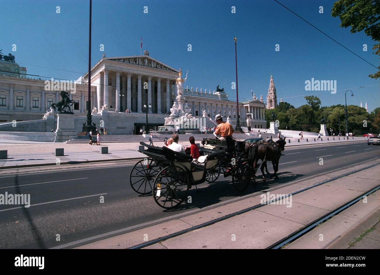 Transport front of Parliament building Vienna Stock Photo - Alamy