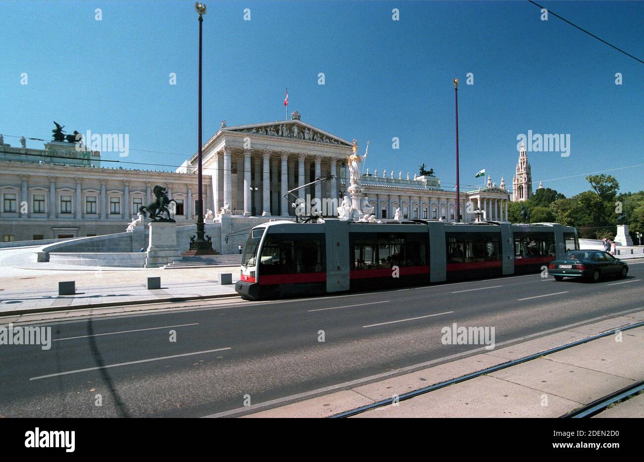 Transport front of Parliament building Vienna Stock Photo - Alamy