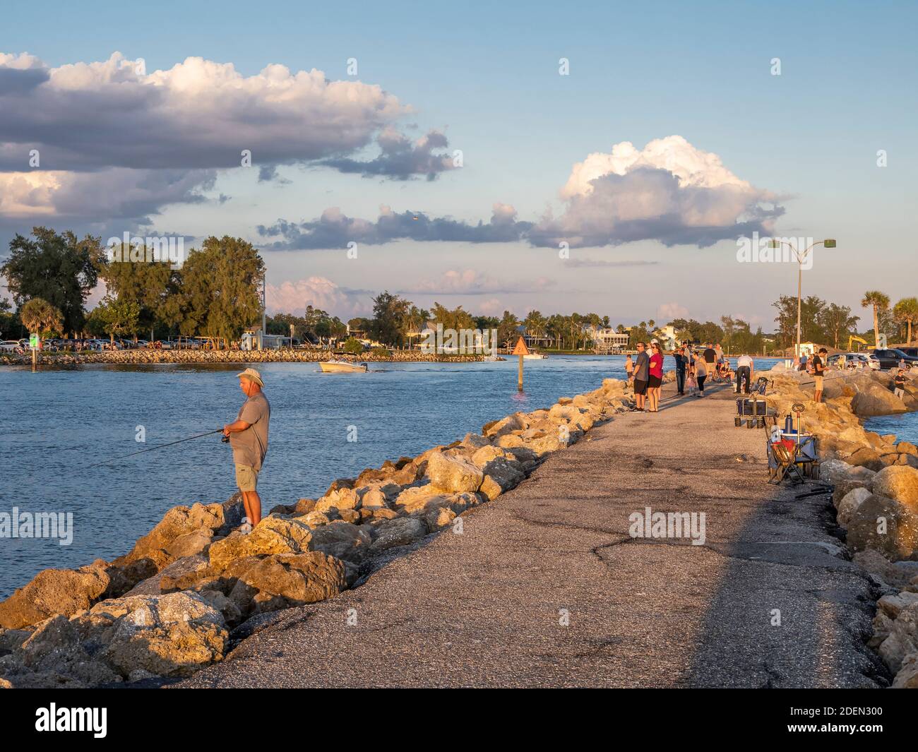 Late afternoon sun on the Jetty in Venice Florida Stock Photo - Alamy