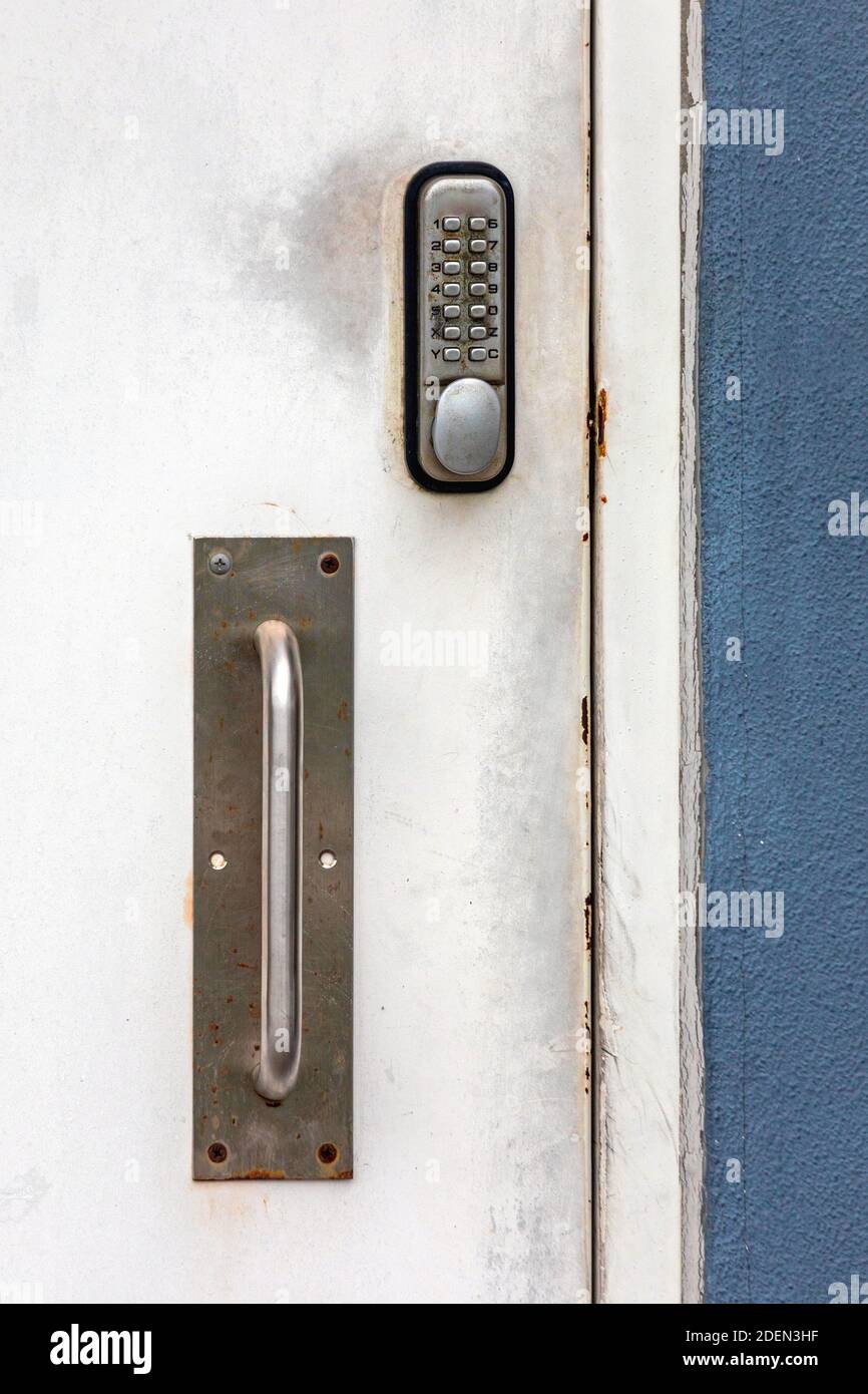 Keyless door handle hi-res stock photography and images - Alamy