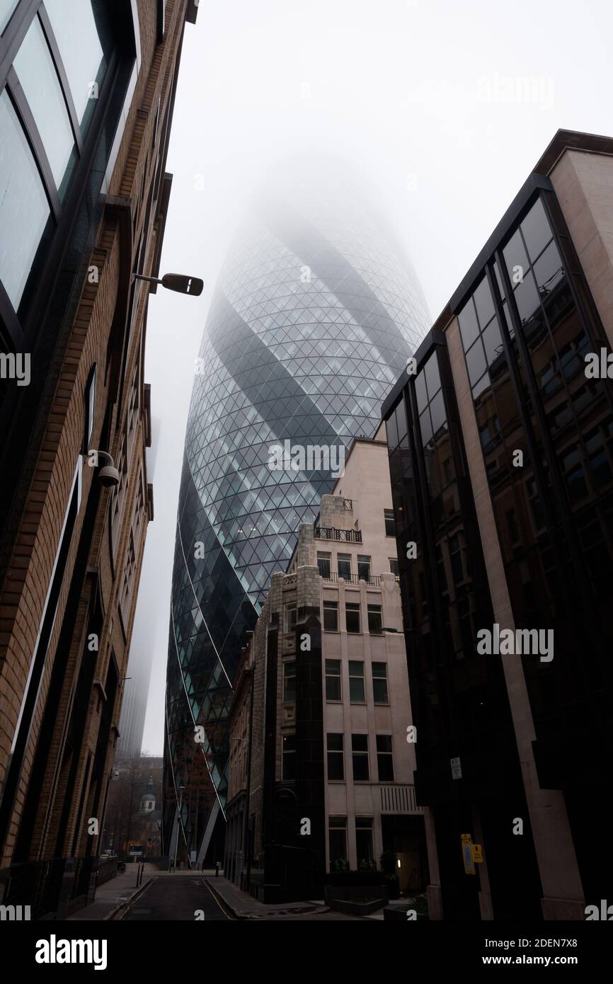 30 St Mary Axe (The Gherkin building ) in the financial district, City ...
