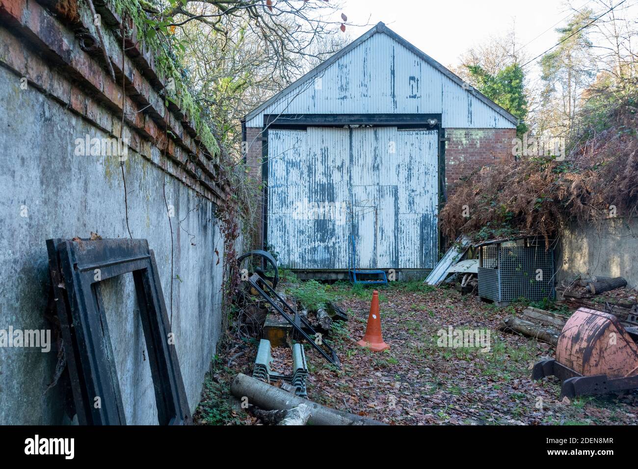 Old dry dock hi-res stock photography and images - Alamy