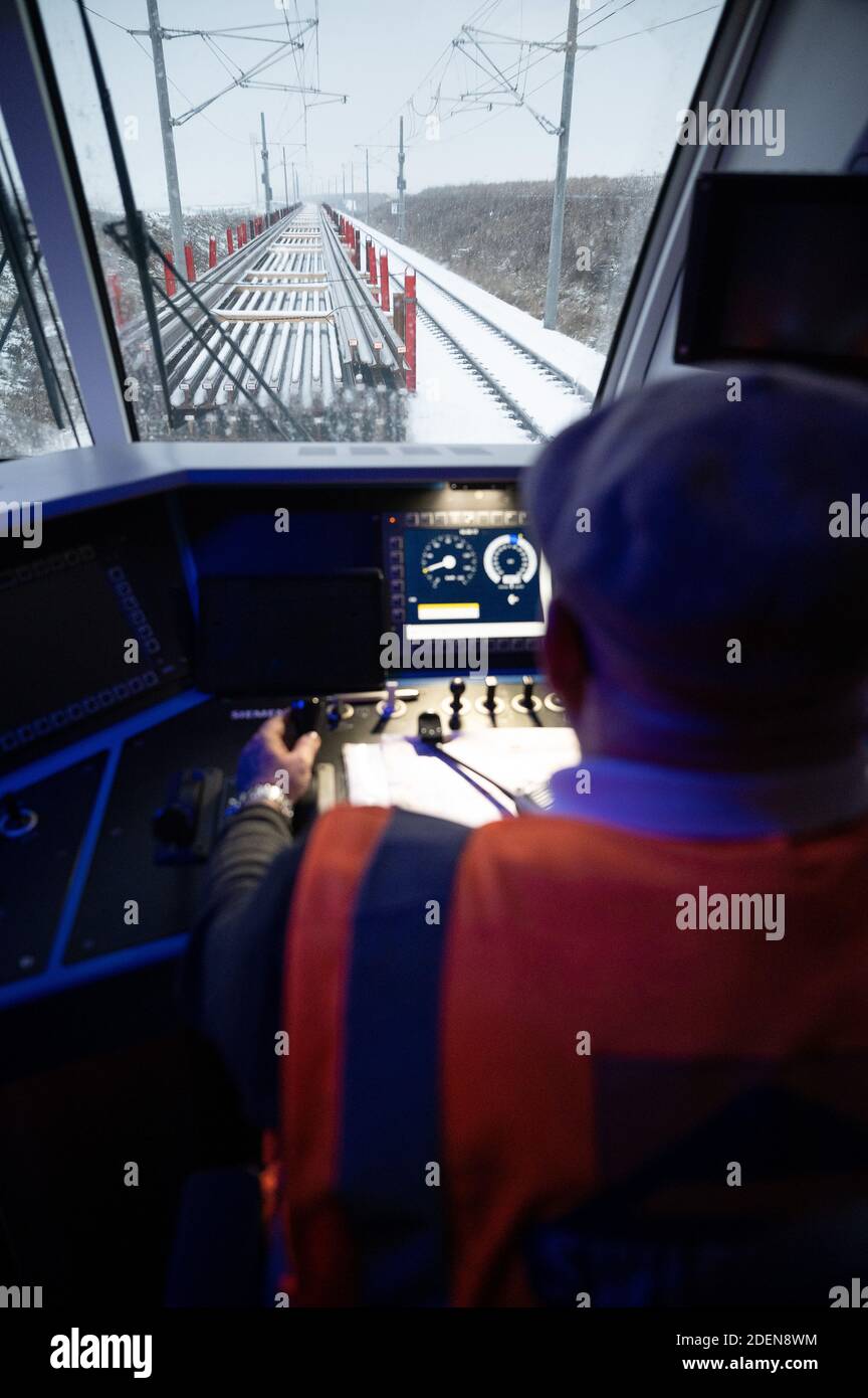 01 December 2020, Baden-Wuerttemberg, Dornstadt: Falk Krietsch ...