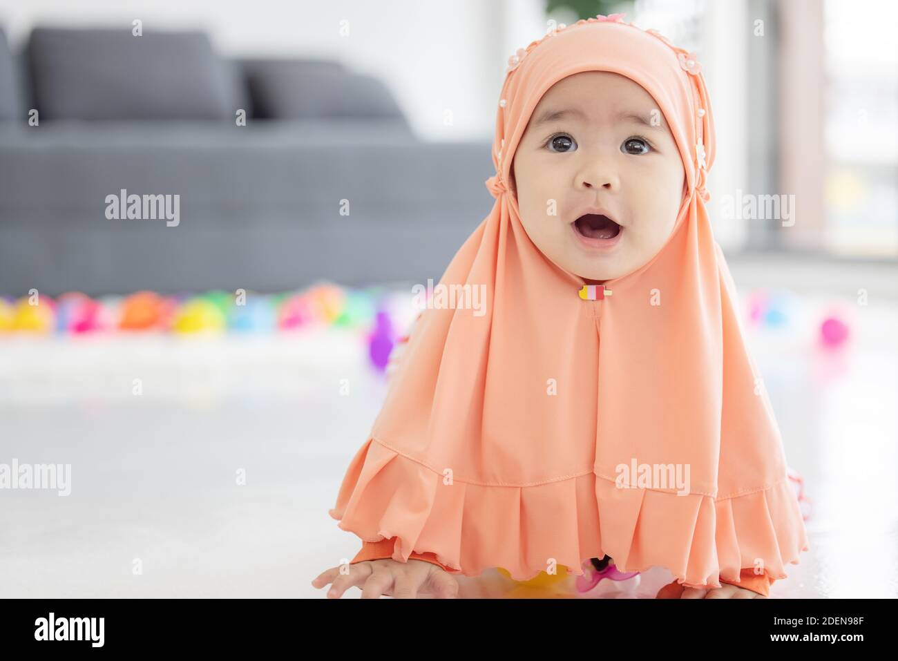 Muslim family and newborn baby hi-res stock photography and images - Alamy
