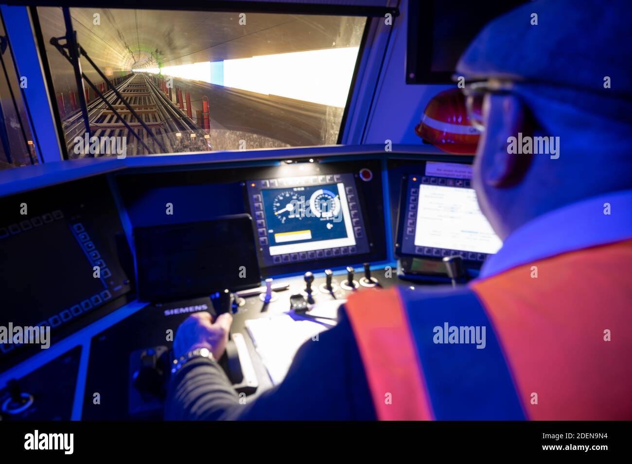 Dornstadt, Germany. 01st Dec, 2020. Falk Krietsch, locomotive driver ...