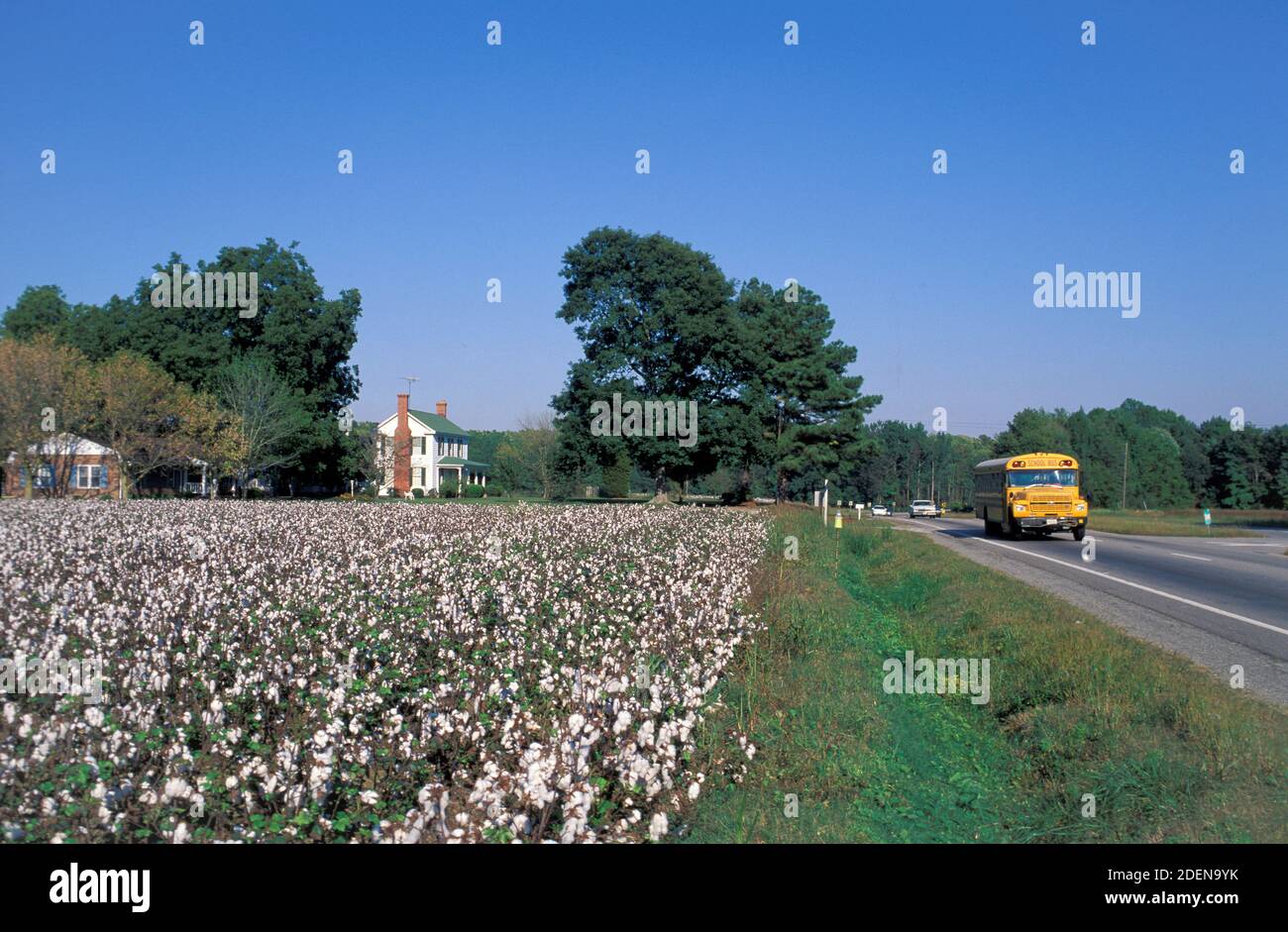 Northampton bus hi-res stock photography and images - Alamy
