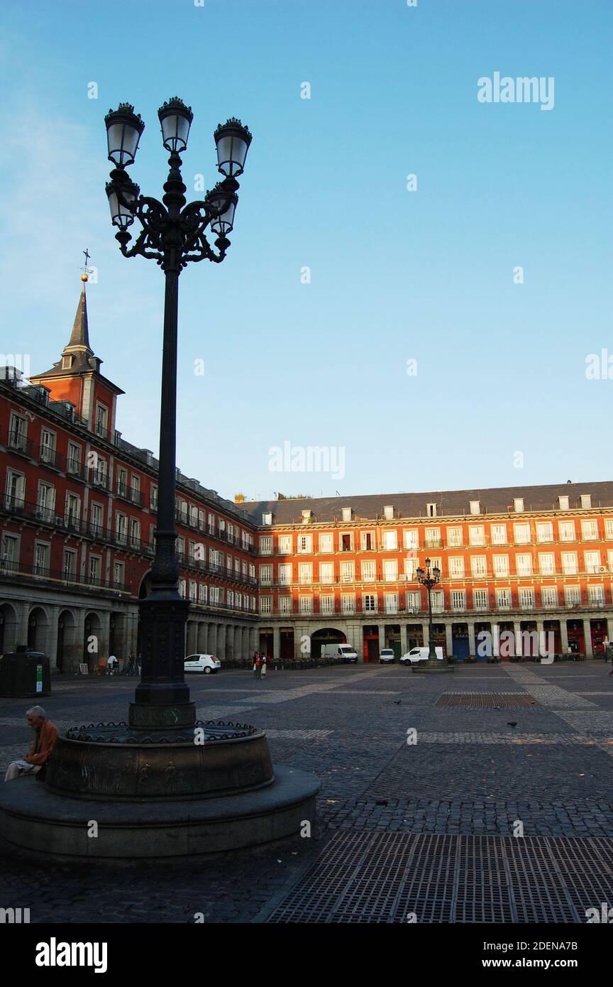 Red apartment buildings in Plaza Mayor, Madrid, Spain Stock Photo - Alamy