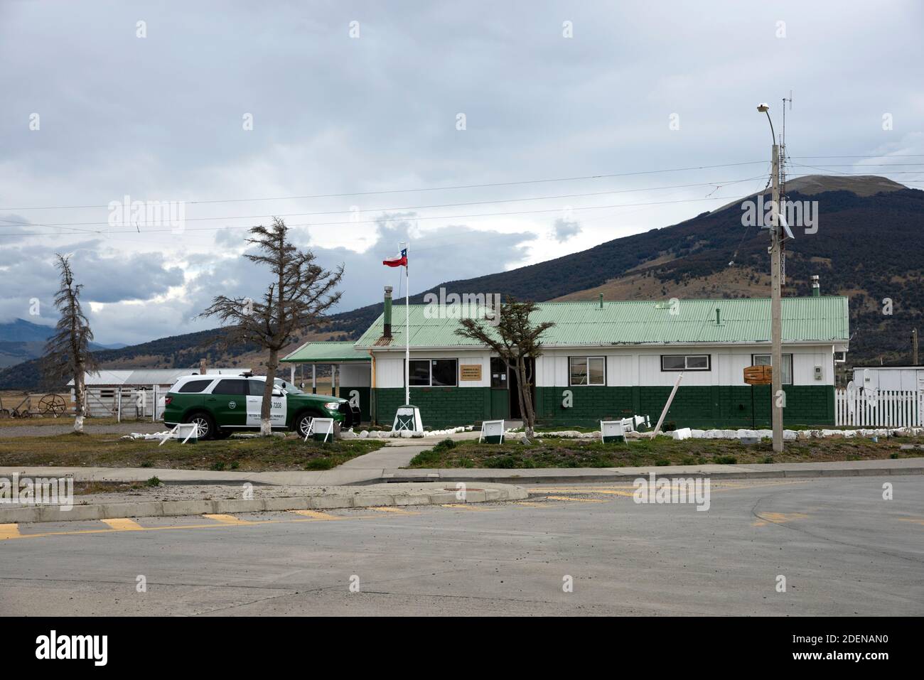 South America, Andes, Patagonia, AChile, Chile border post to Argentina ...