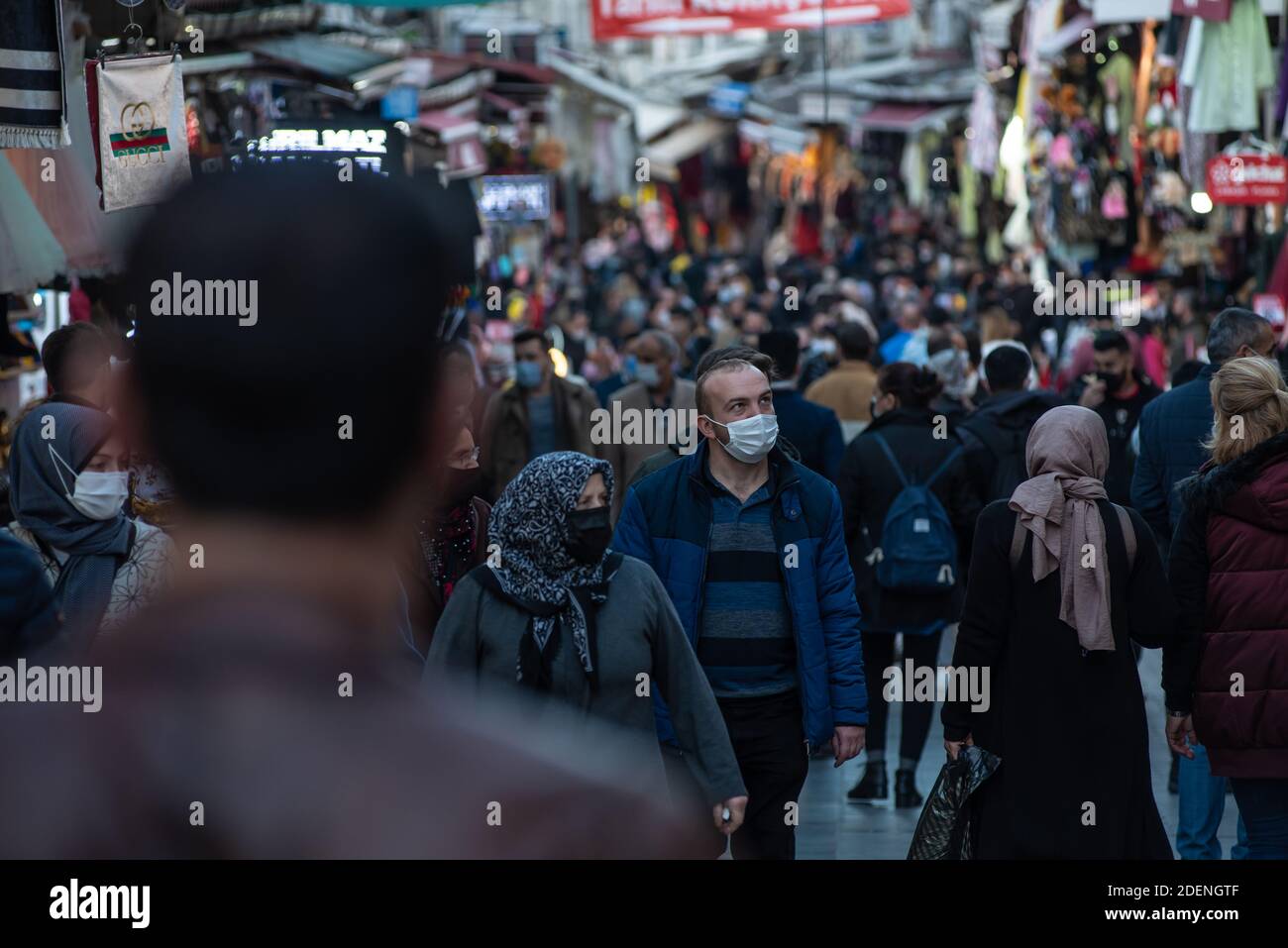 Istanbul, Turkey. November 28th 2020 Shoppers wearing face masks in a ...