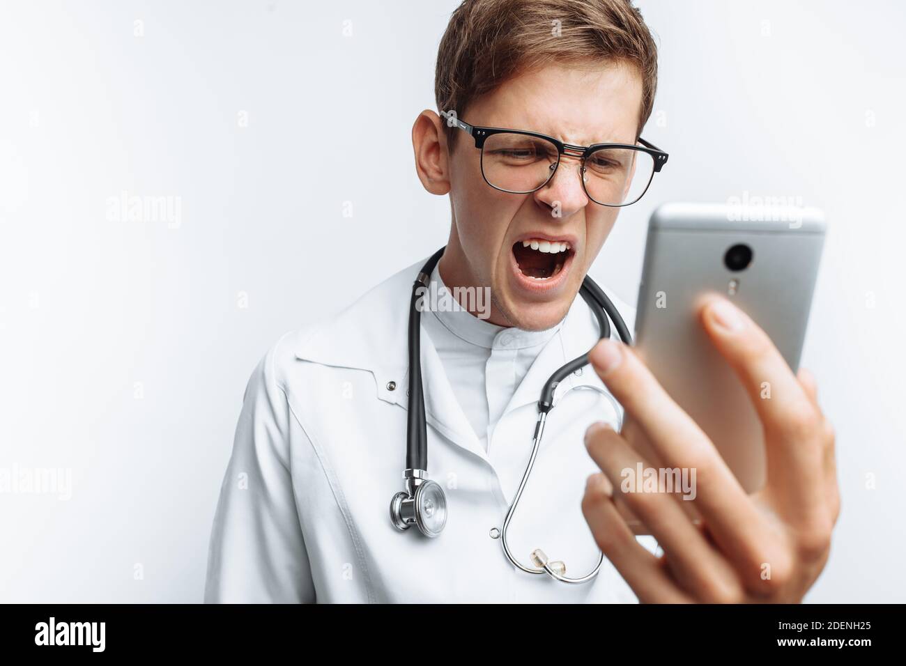 Angry patient man hospital hi-res stock photography and images - Alamy