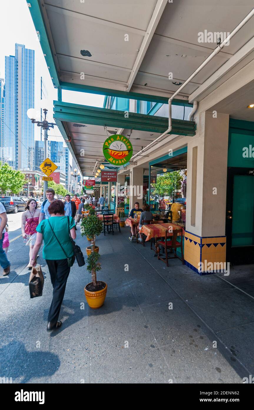 1st avenue seattle hi-res stock photography and images - Alamy