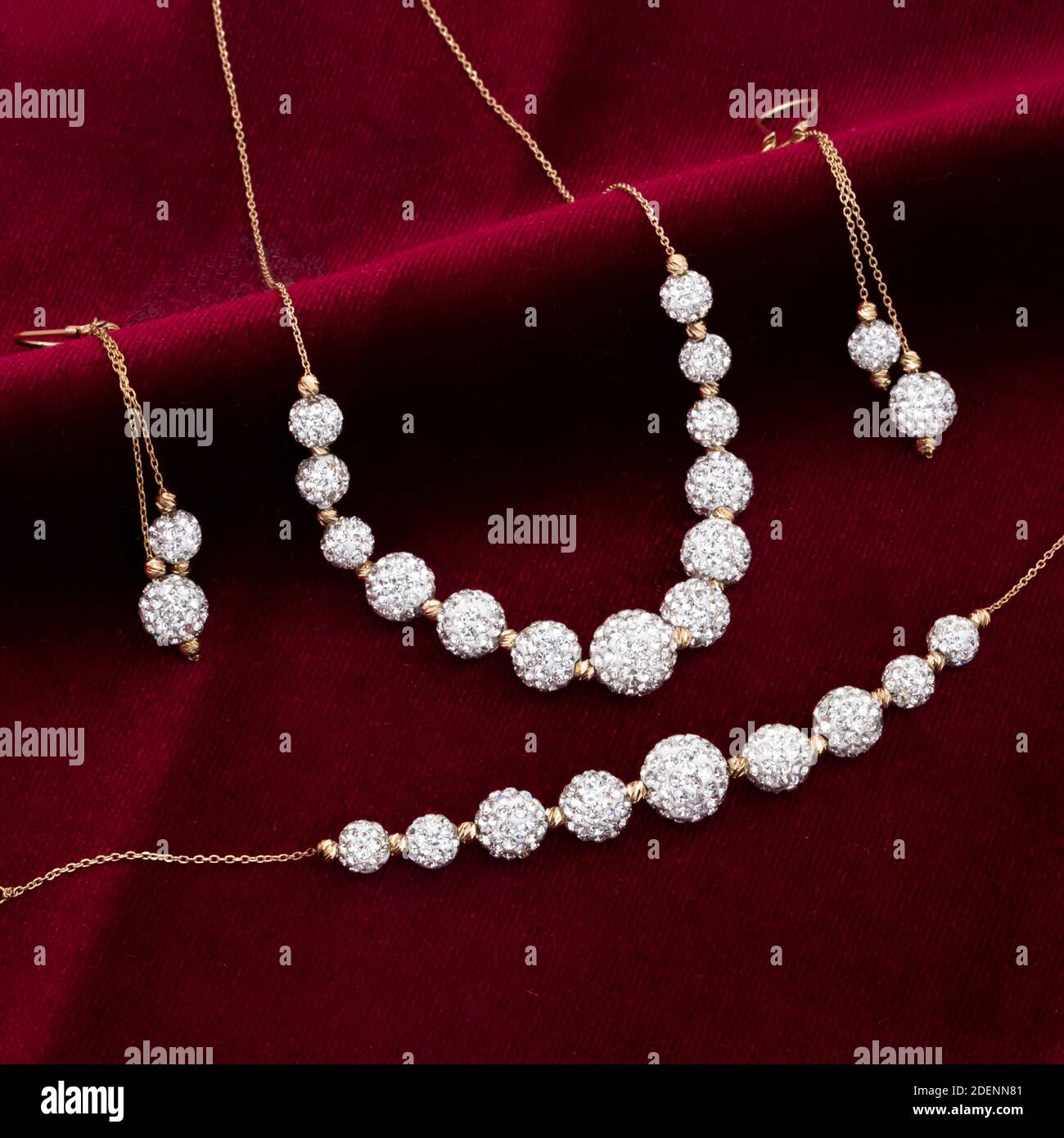 gold and jewel Stock Photo - Alamy