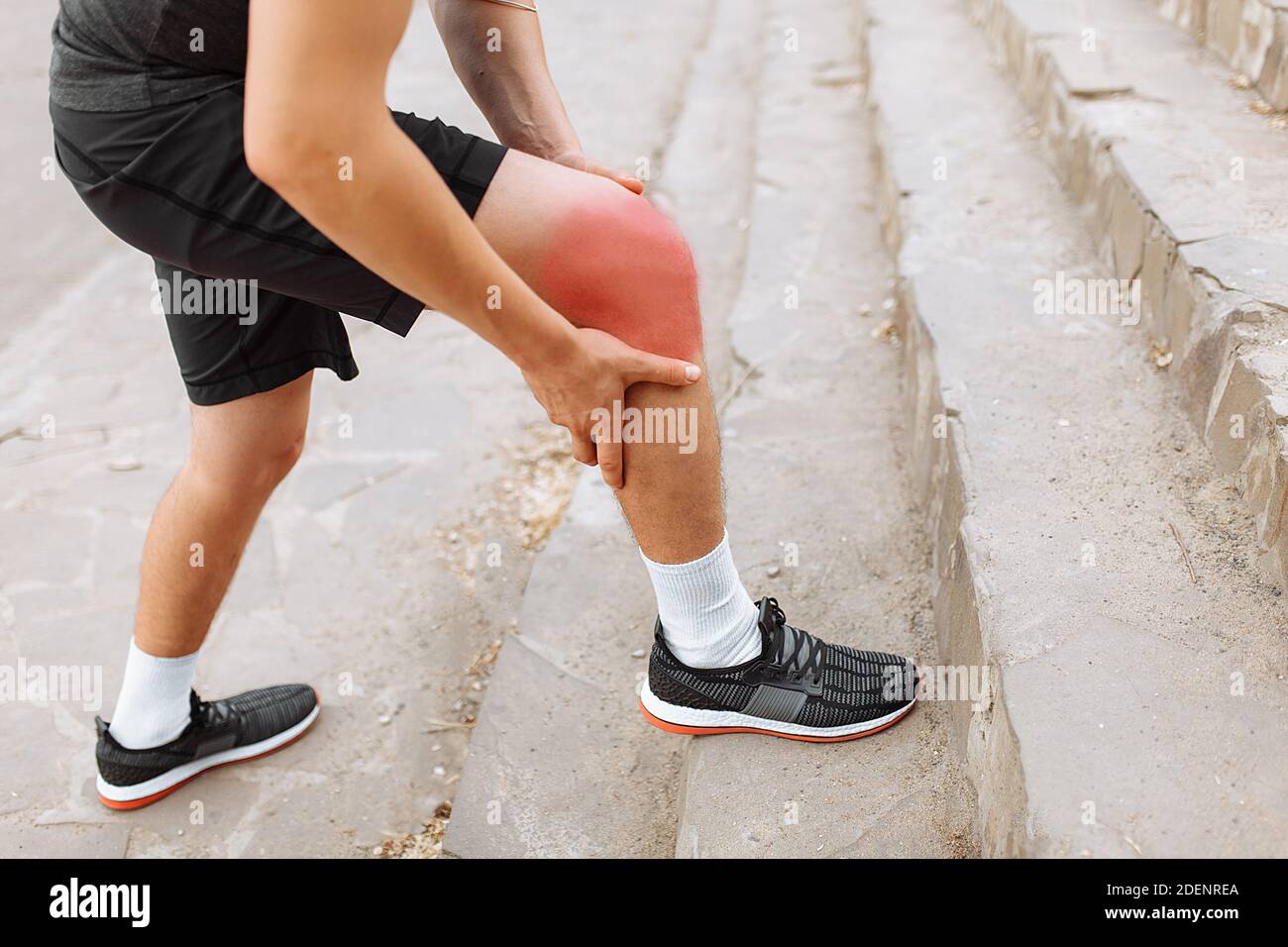 Pain in leg running hi-res stock photography and images - Alamy