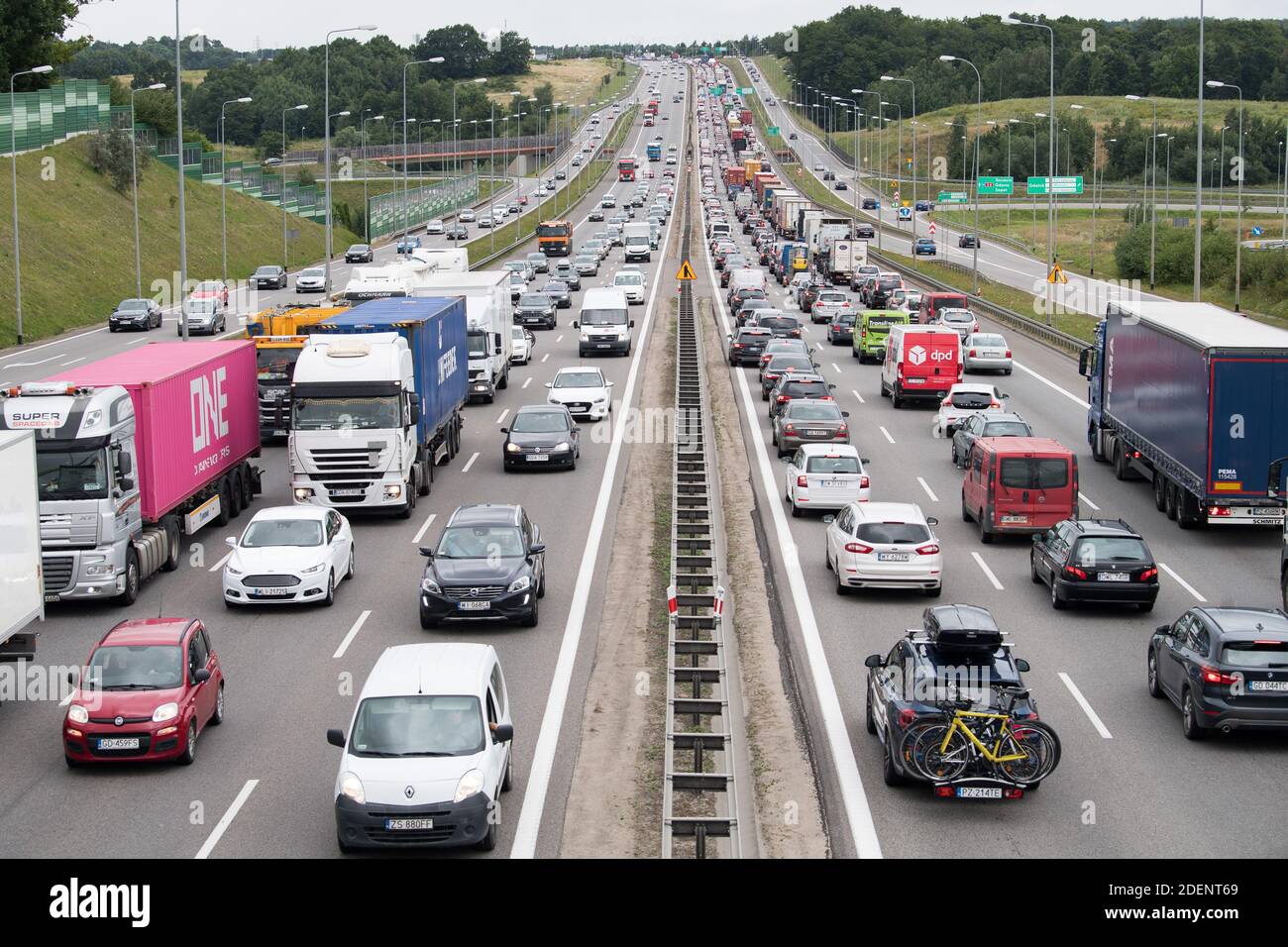 Traffic jam on Expressway S6 called Obwodnica Trojmiasta (Tricity ...