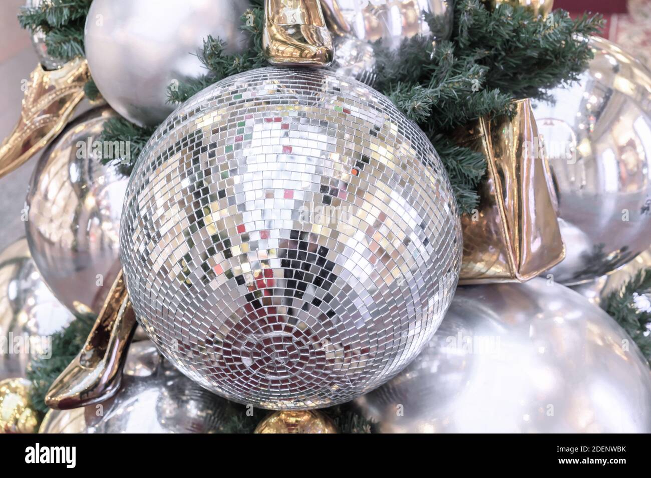 Gold club ball vintage hi-res stock photography and images - Alamy