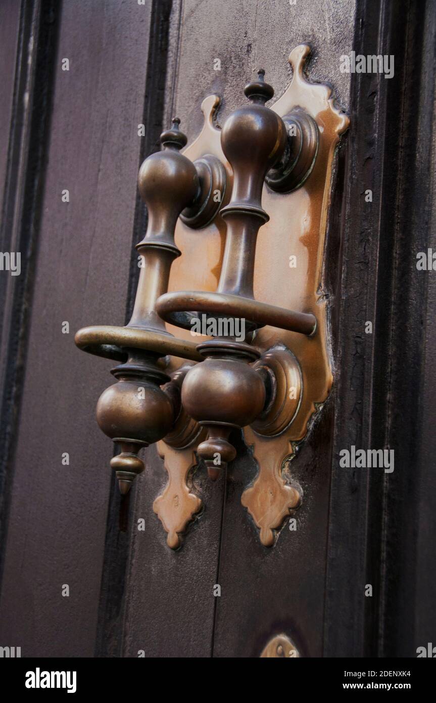 Perilla de la puerta hi-res stock photography and images - Alamy