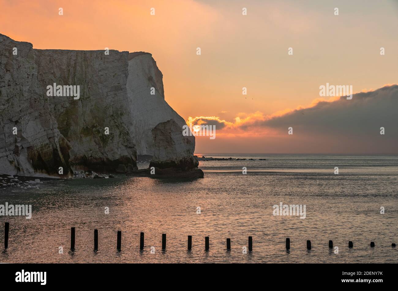 Splash point hi-res stock photography and images - Alamy