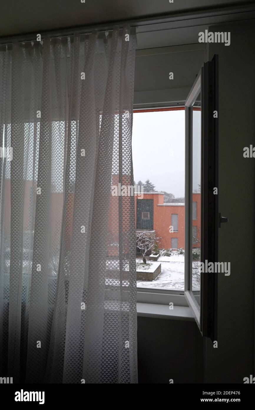 Efficient air circulation hi-res stock photography and images - Alamy