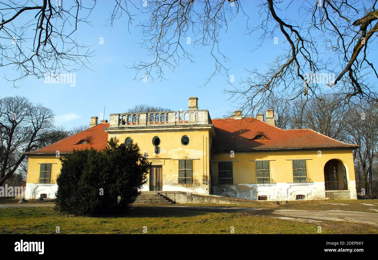 Hirsch-Halasz Castle, Cikolai Mansion, Felsőcikolapuszta, Fejér county ...
