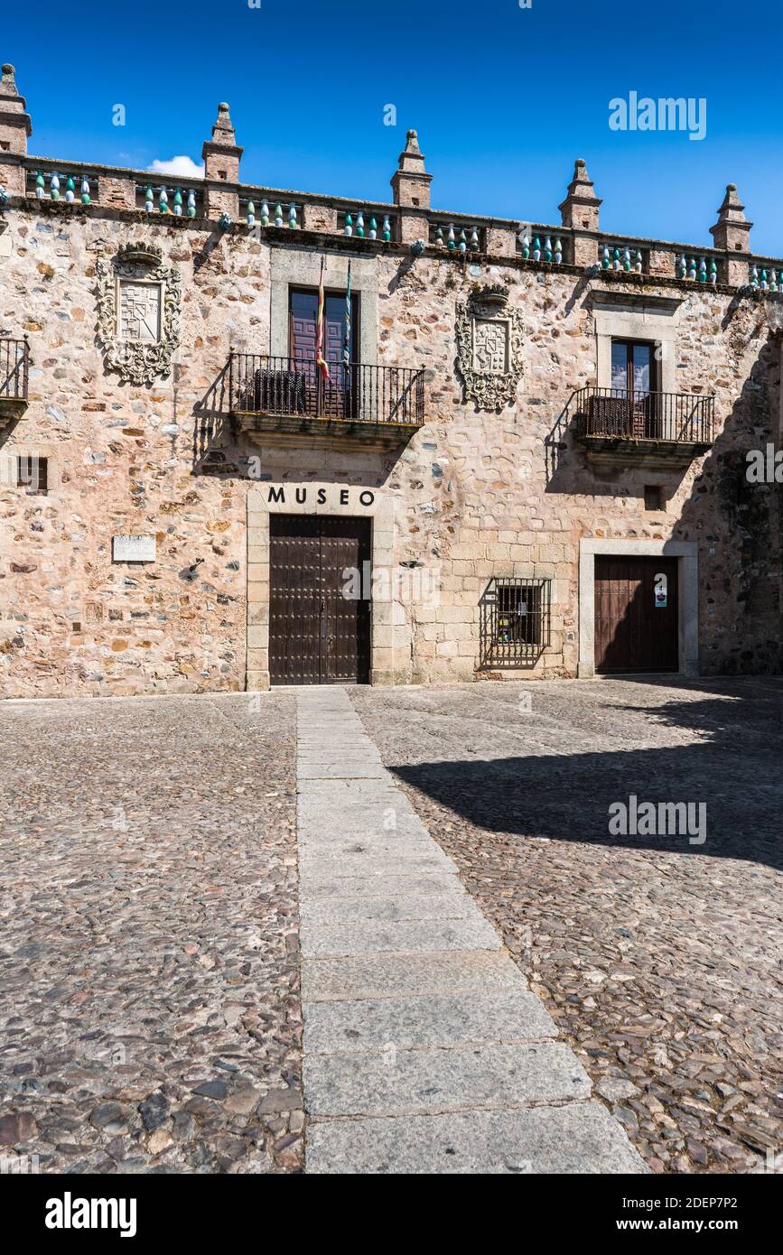 Caceres monumental complex hi-res stock photography and images - Alamy