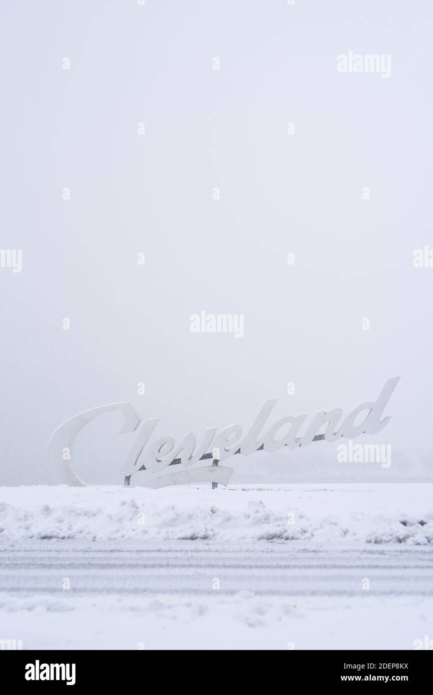 Cleveland ohio script sign in heavy snow Stock Photo - Alamy