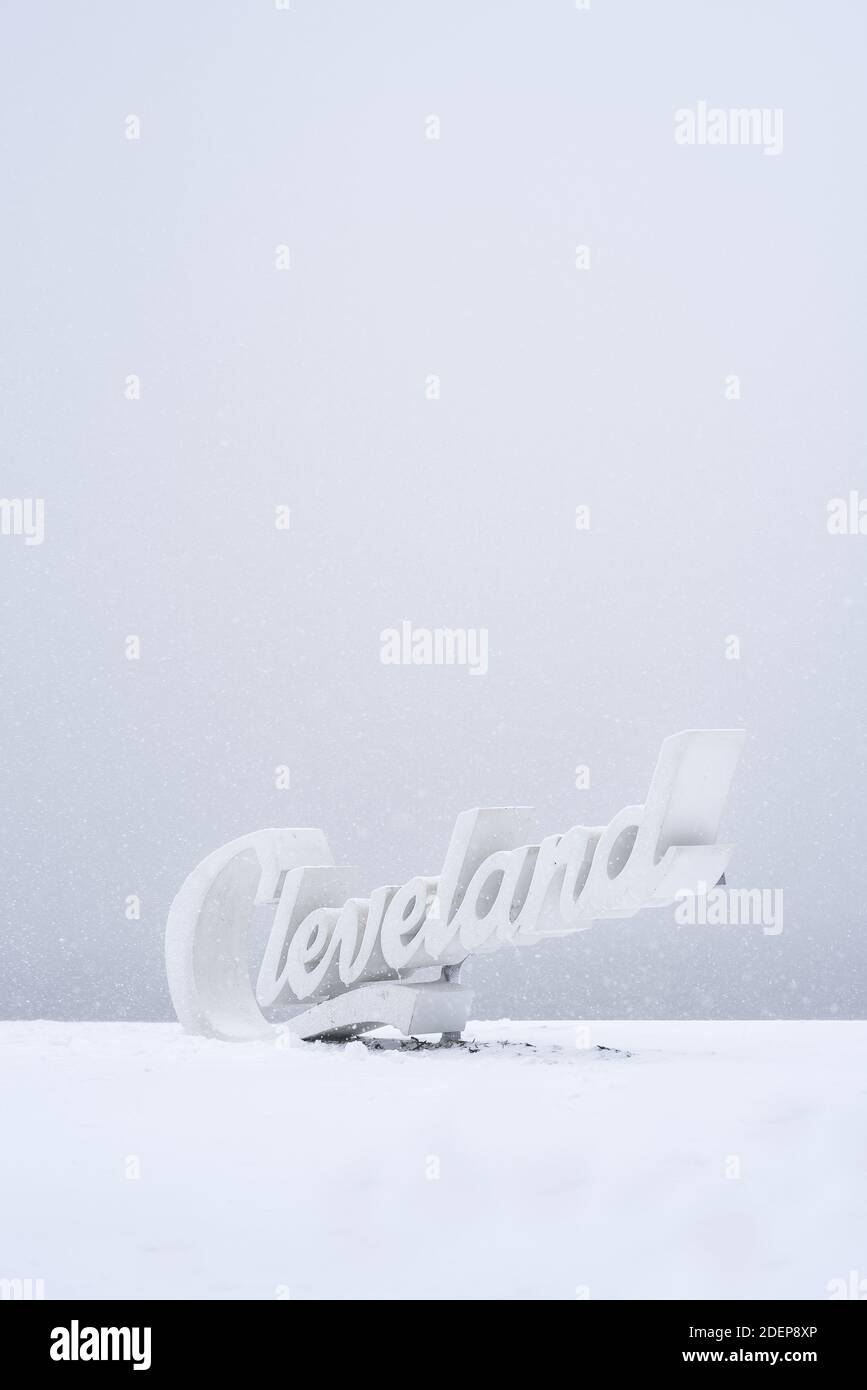 Cleveland ohio script sign in heavy snow Stock Photo - Alamy