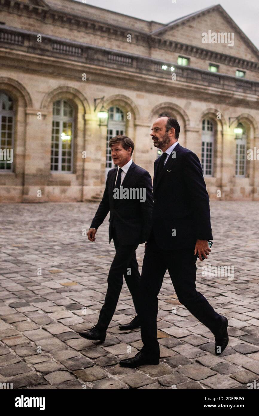French prime minister Edouard Philippe welcomed by Bordeaux's mayor ...