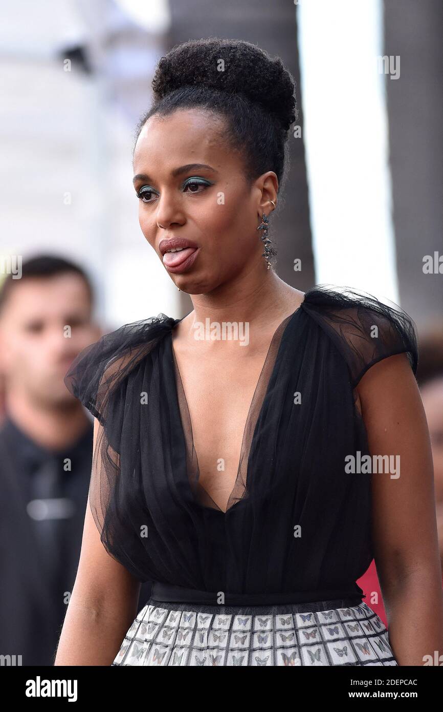 Kerry Washington attends the ceremony honoring Tyler Perry with a Star ...
