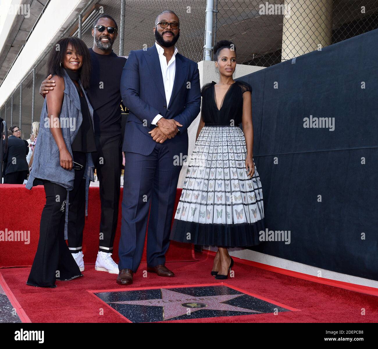 Crystal fox hi-res stock photography and images - Alamy