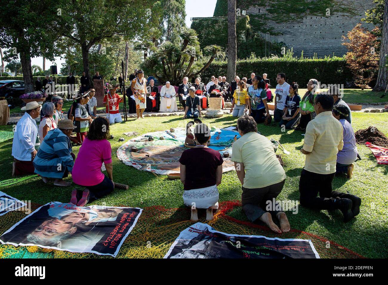 Pope Francis attends a highly symbolic tree-planting ceremony in the ...
