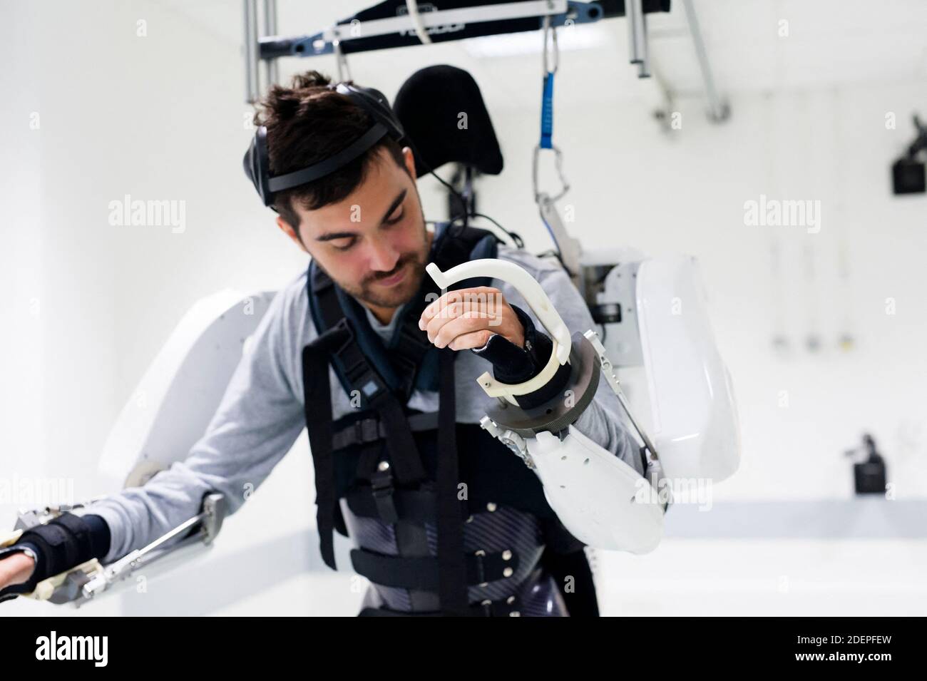 Exosquelette hi-res stock photography and images - Alamy